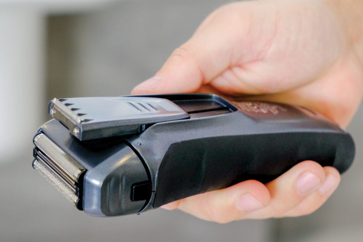 Lifeproof PLUS Wet Dry Shaver | Almost Indestructible | Wahl UK