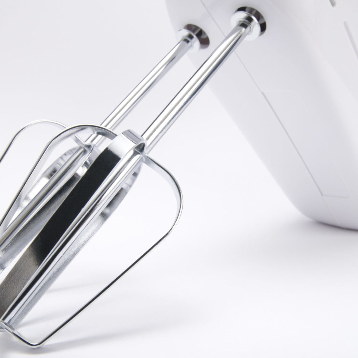 How to Use an Electric Hand Mixer - Wahl UK