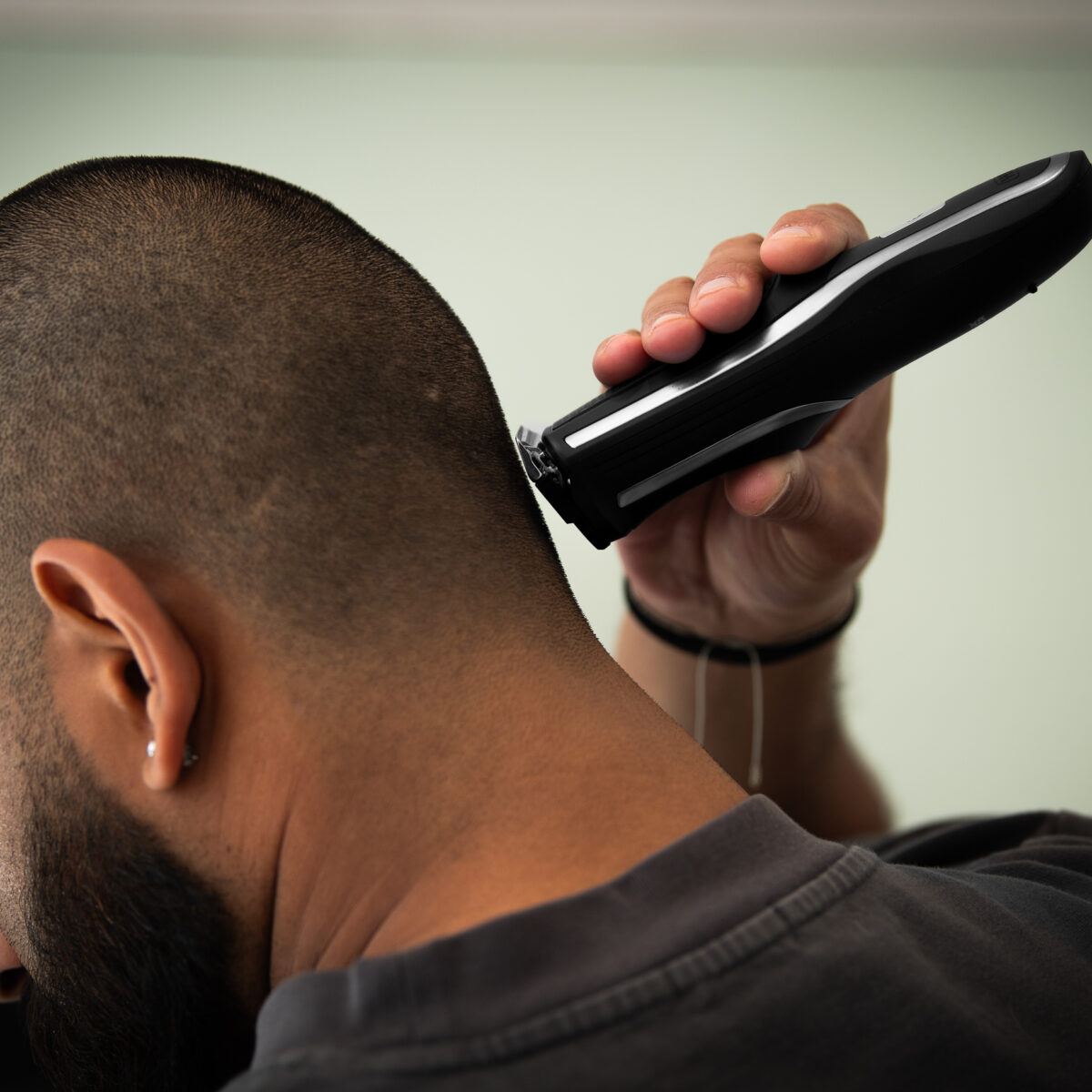 Self-Clip 360™ DIY Hair Clipper - Wahl UK