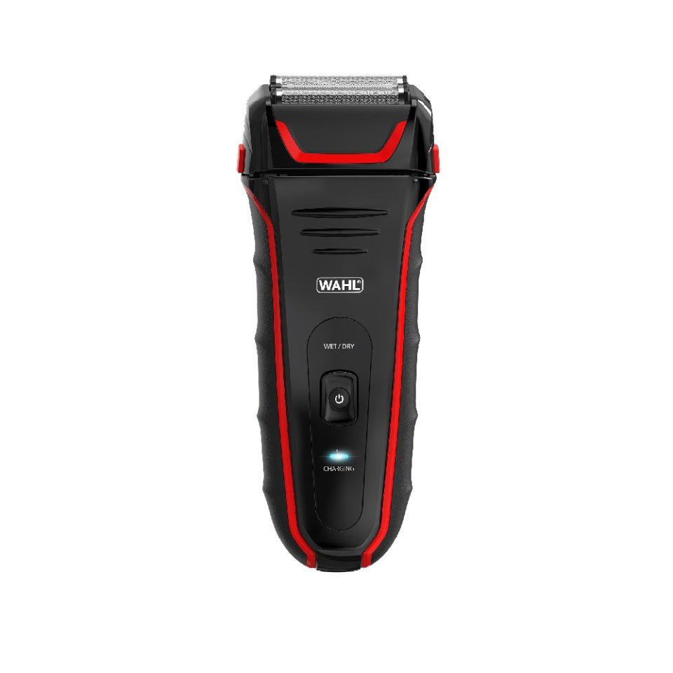 Clean and Close Shaver Plus | Best Shavers for Men 2022 | Wahl UK
